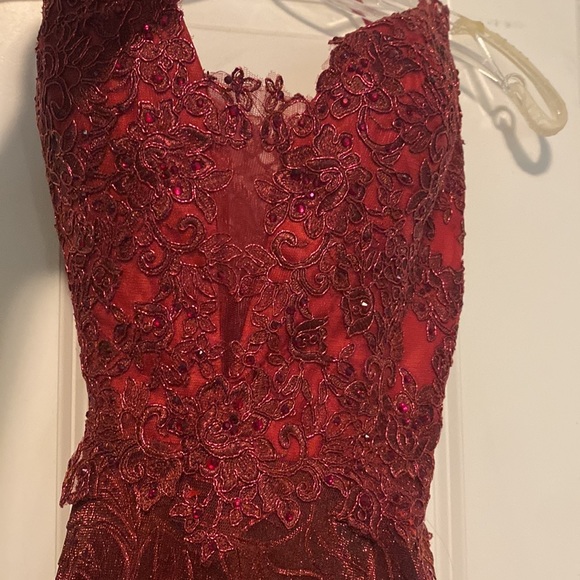 David's Bridal | Dresses | Ruby Red Roses Prom Dress | Poshmark